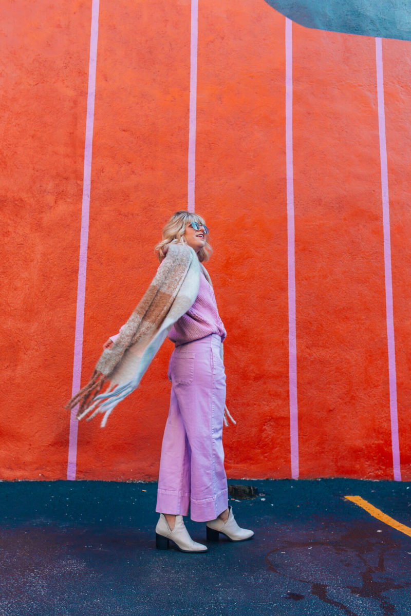 How to Master the Art of Monochromatic Dressing – Coming in Clutch